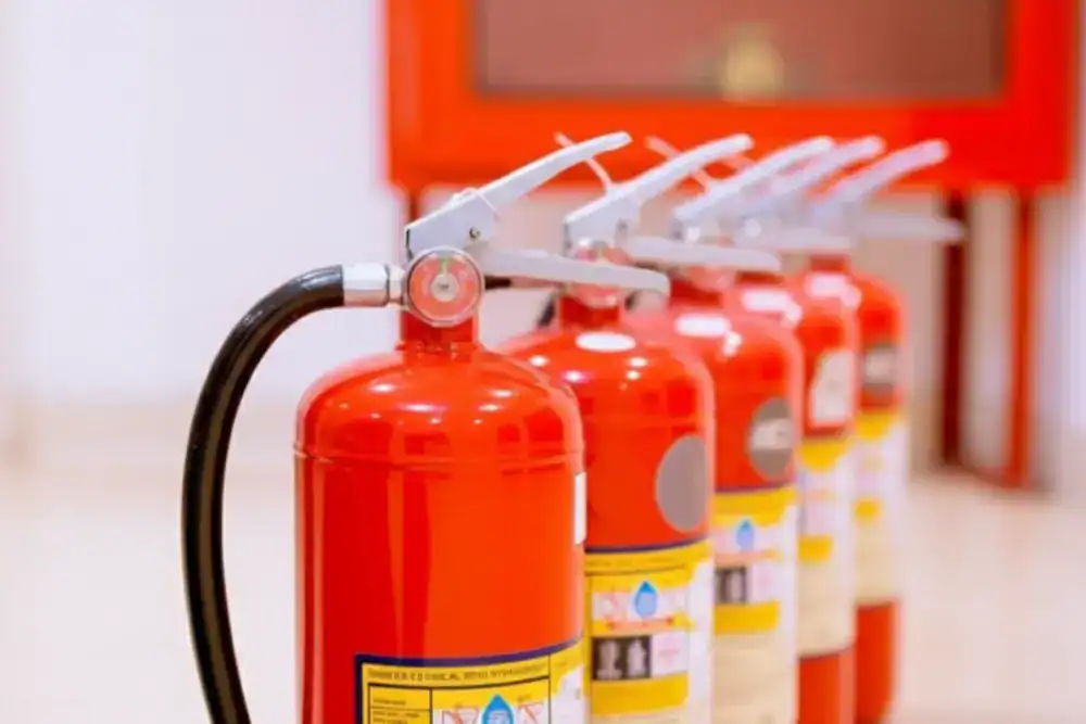 CO₂ Fire Extinguisher: When & How to Use Them