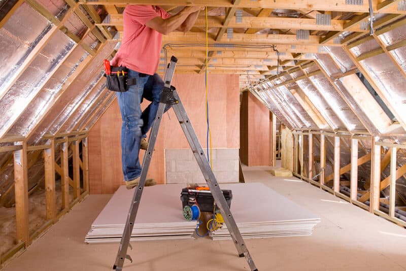 8 Ladder Hazards Most Workers Miss