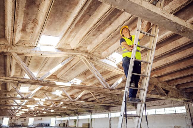 8 Ladder Hazards Most Workers Miss