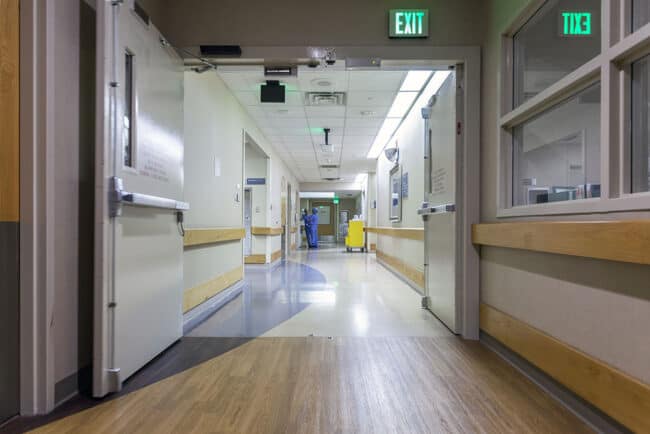 Choosing Fire Doors for Hospitals and Healthcare Facilities