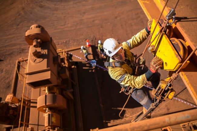 When Should a Safety Harness be Replaced?